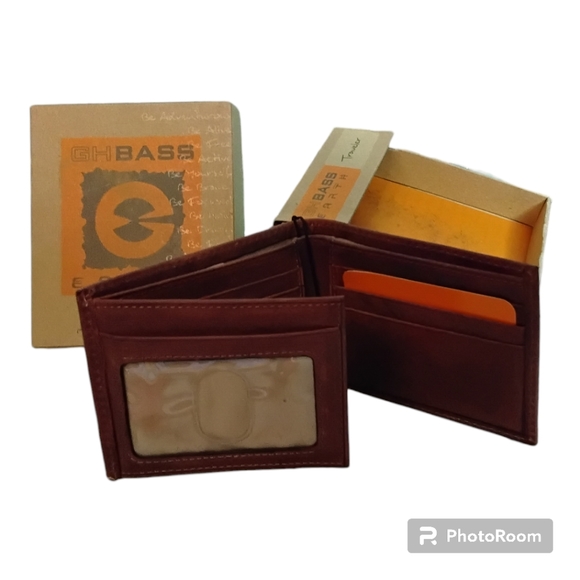 G.H. Bass & Co. | Bags | Gh Bass Trifold Mens Wallet Nwt | Poshmark